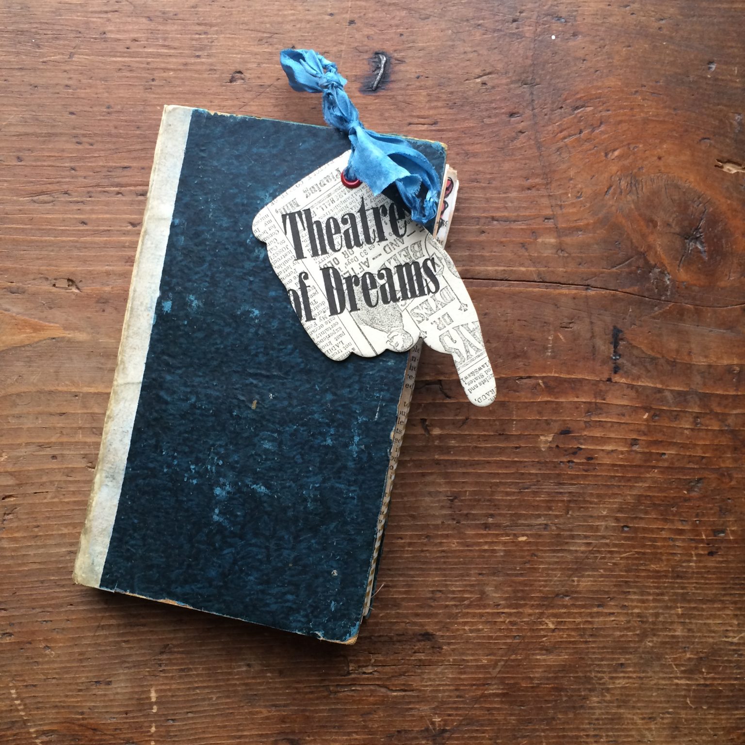 FAVORITE ART JOURNAL SPREADS: TRAVEL SOUVENIR – the soul of hope